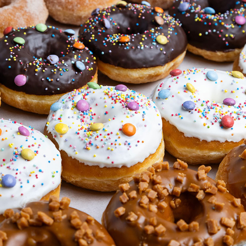 Party Ring Doughnut Box - Warings Bakery